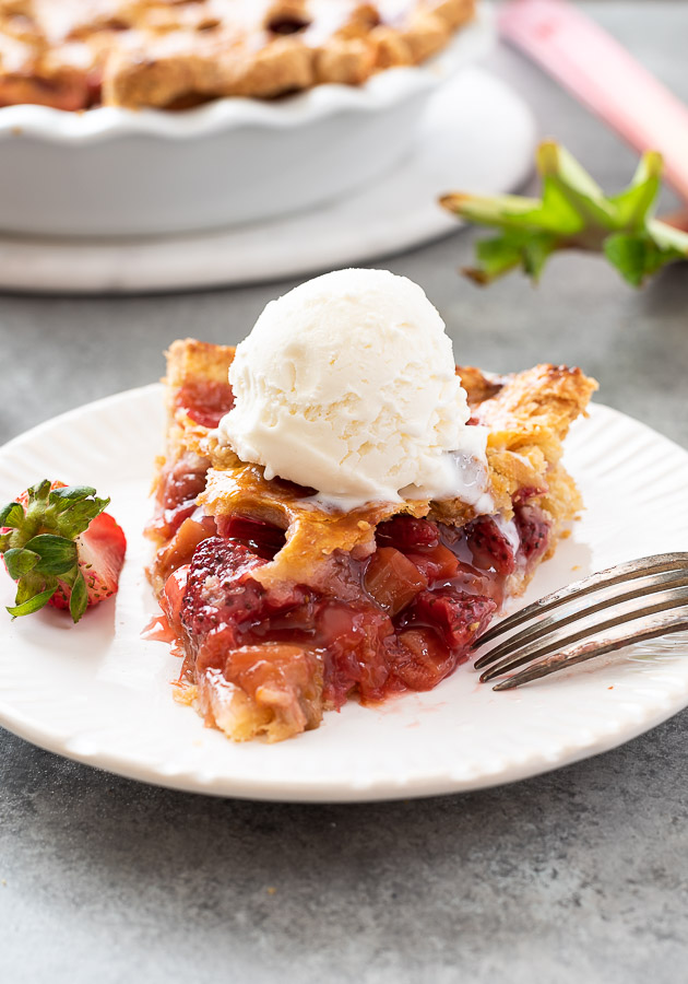 Strawberry Rhubarb Pie