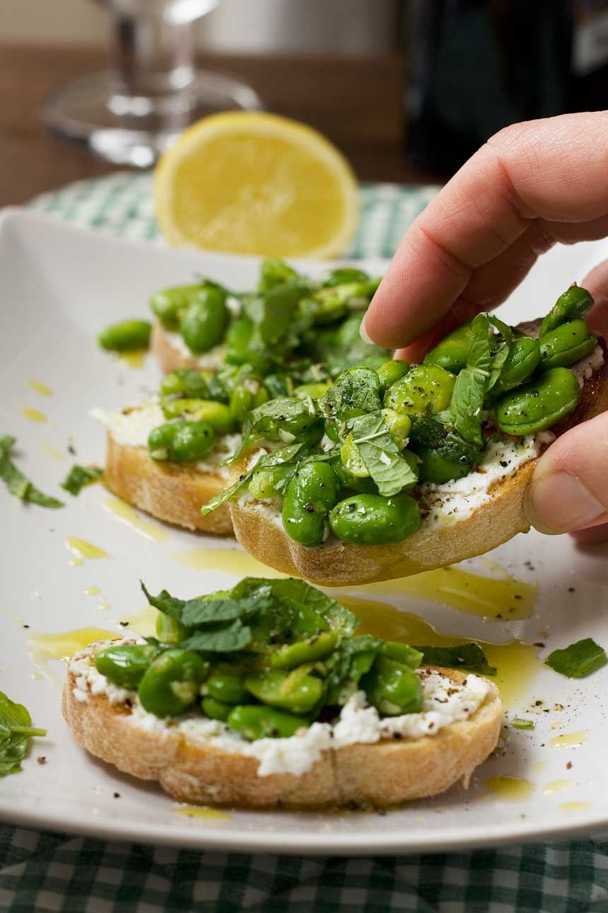 20 Fava Bean Recipes (+ Full Produce Guide!) - Flavor the Moments