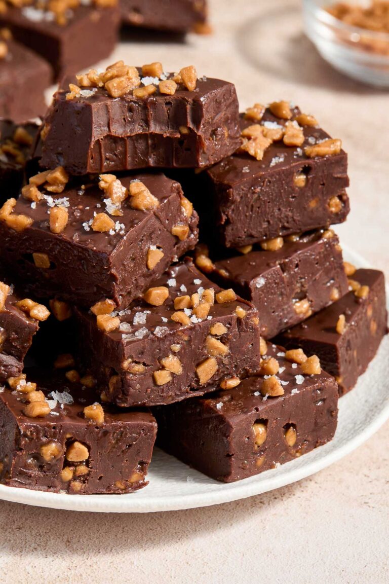 Easy Dark Chocolate Fudge Recipe - Flavor the Moments